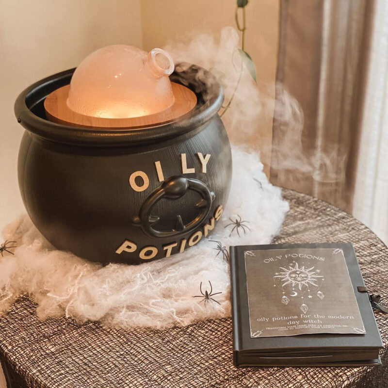 Decorate Your Diffuser for Halloween: 5 Spooky Ideas! - Young Living ...
