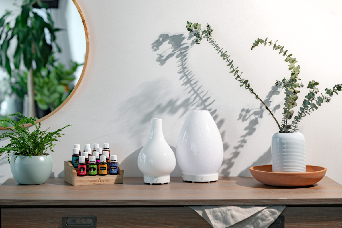 Un guide d’initié pour créer des mélanges d’huiles essentielles à ...